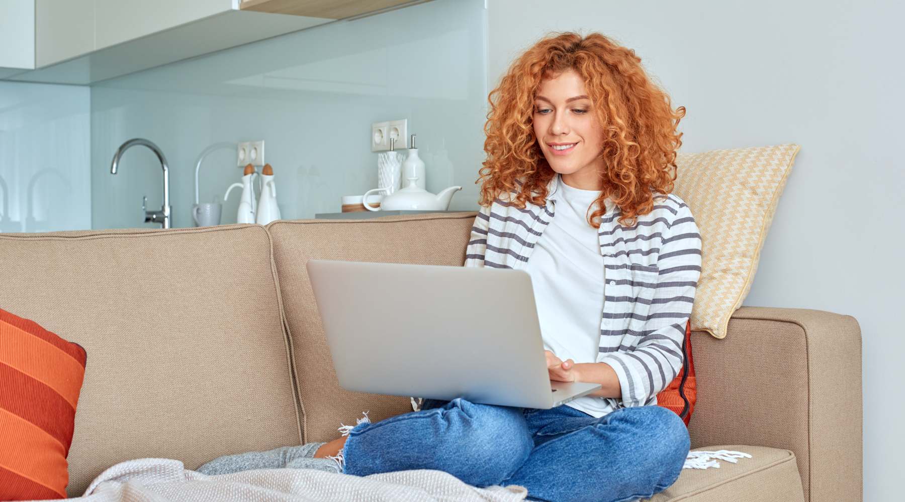 17 Ways to Make Extra Income While Working Full-Time